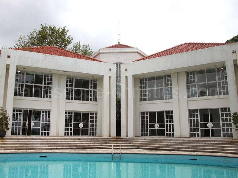 Middle Gap Road, 24 The Peak, Hong-Kong - Luxury Pulse Real Estate ...