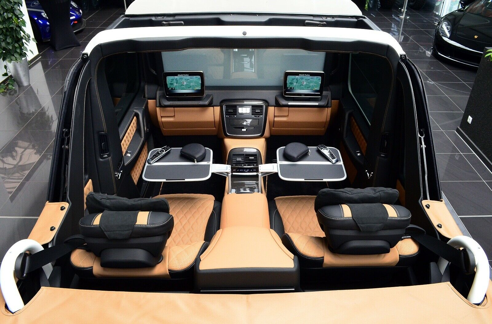 Mercedes-Maybach G650 Landaulet - 1 of 99 - RW EXCLUSIVE - Germany ...