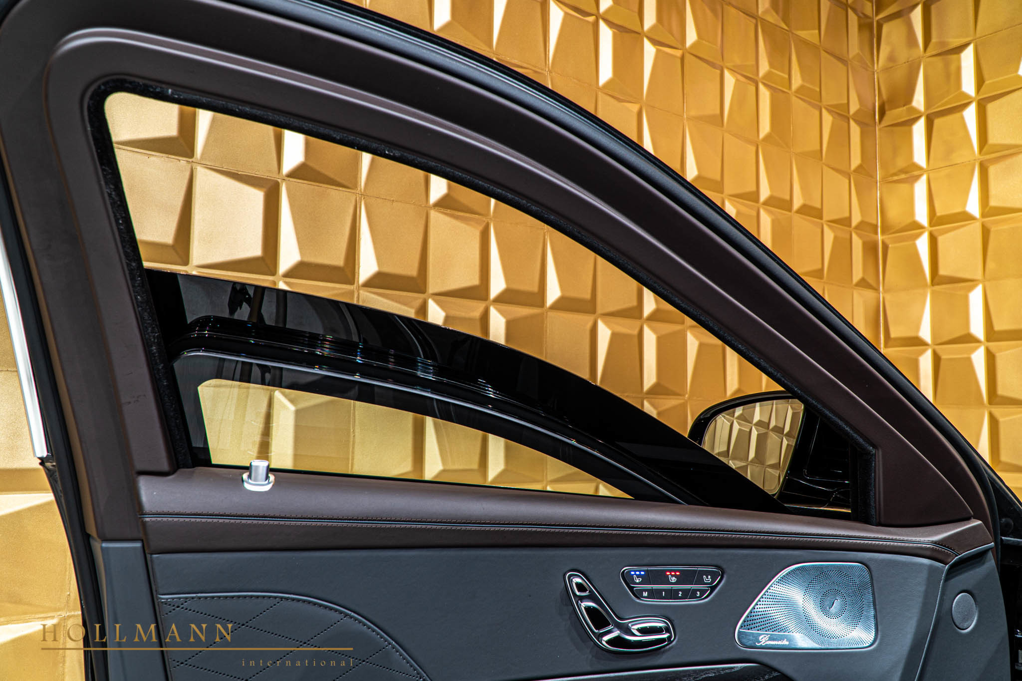 Mercedes-Maybach S 650 GUARD VR10 ARMOURED - Hollmann International ...