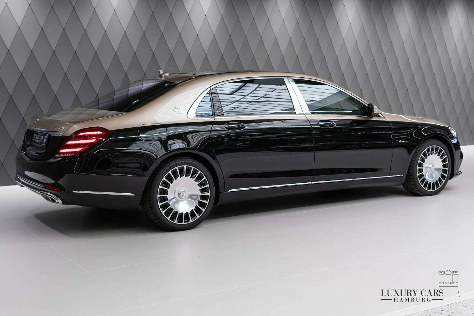 Mercedes-Maybach S 560 2020 DUO TONE - Luxury Cars Hamburg - Germany ...