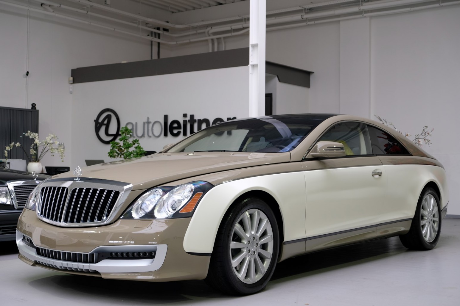 2012 Maybach 57 S Coupe Xenatec Sonderlack two-tone - AUTO LEITNER ...