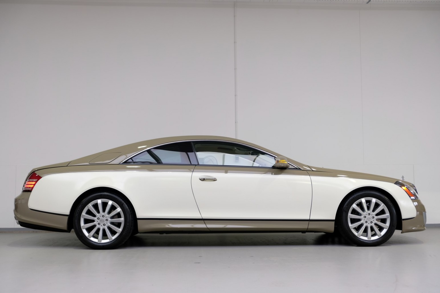 2012 Maybach 57 S Coupe Xenatec Sonderlack two-tone - AUTO LEITNER ...