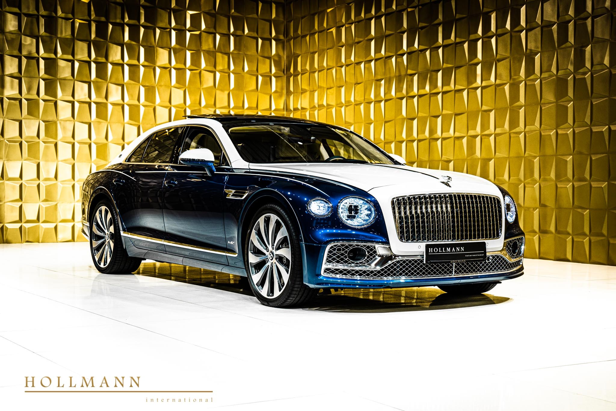 Bentley Flying Spur FIRST EDITION - Hollmann International - Germany ...
