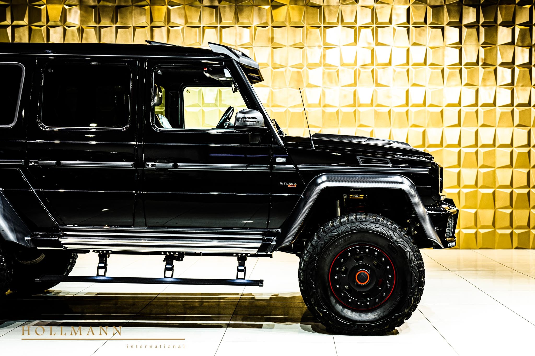 Mercedes-Benz G 63 AMG 6x6 G700 BRABUS - Hollmann International ...