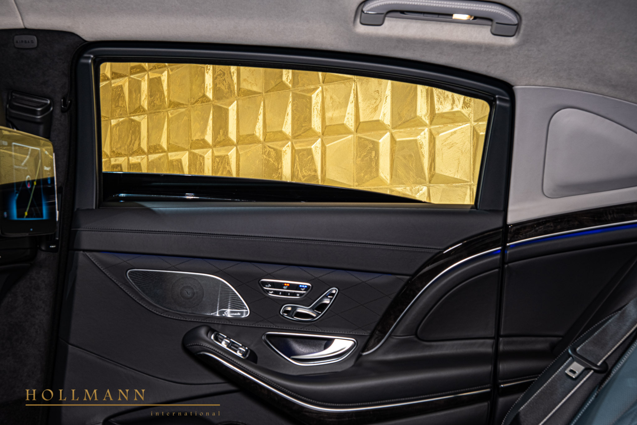 Maybach S600 Guard VR10: The Ultimate Armored Luxury Vehicle - Hollmann ...