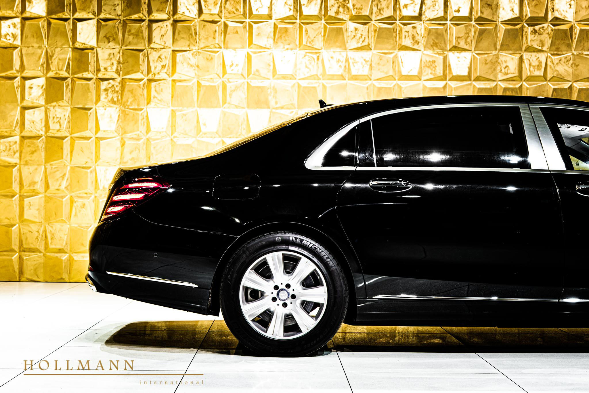 Maybach S600 Guard VR10: The Ultimate Armored Luxury Vehicle - Hollmann ...