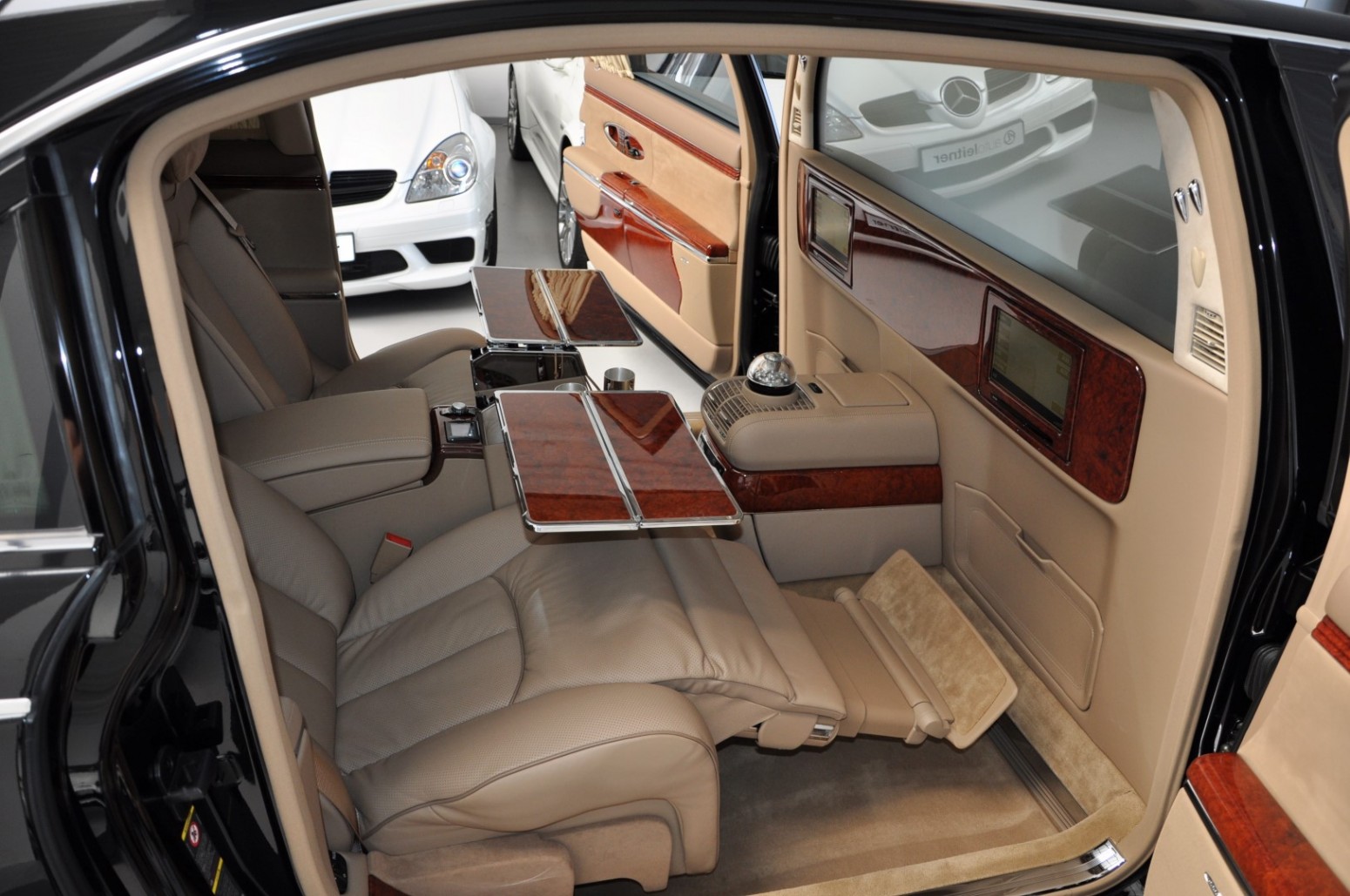 Maybach 62S - AUTO LEITNER - Netherlands - For sale on LuxuryPulse.