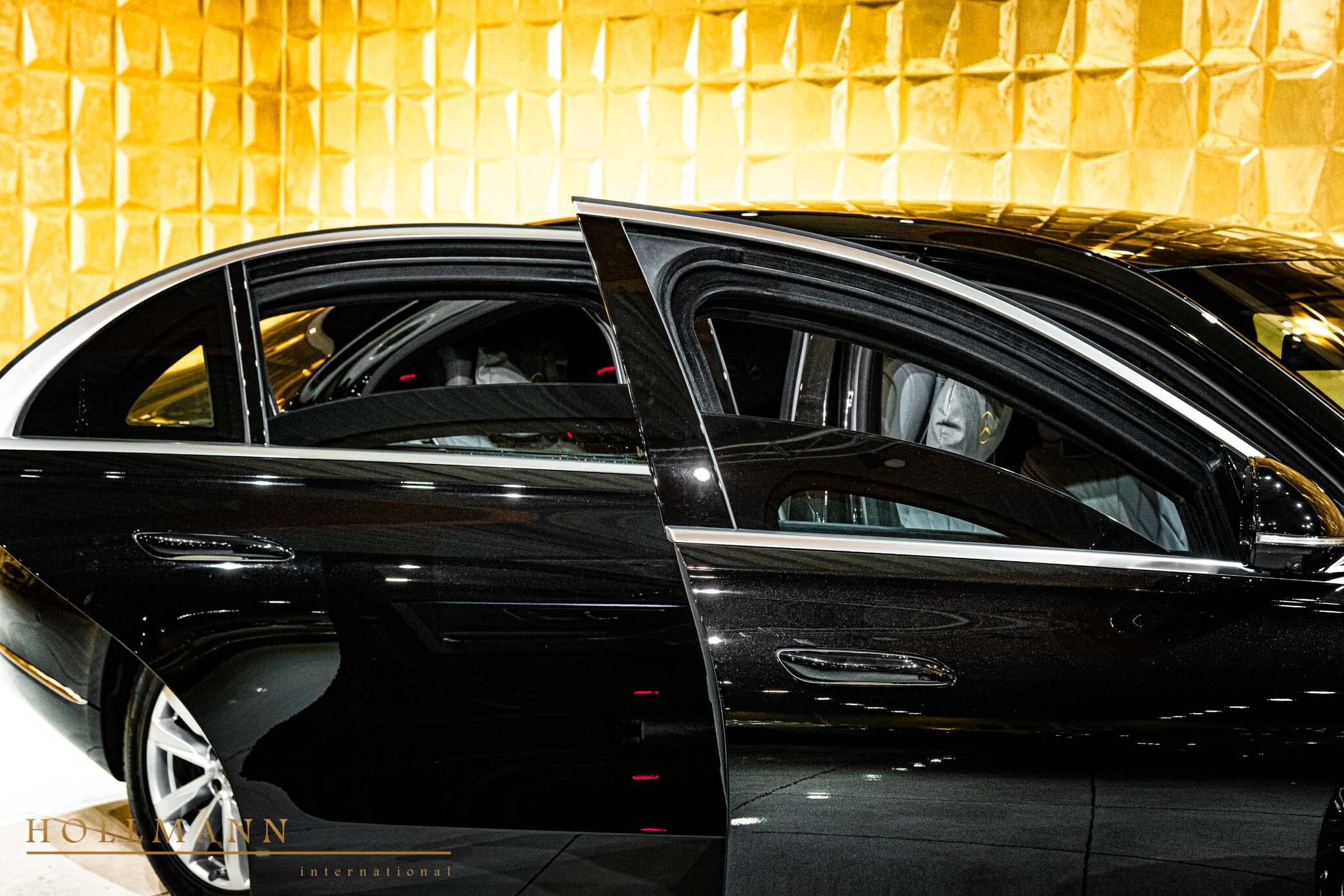 Mercedes-Benz S 680 4MATIC Armored VR10 - Hollmann International ...